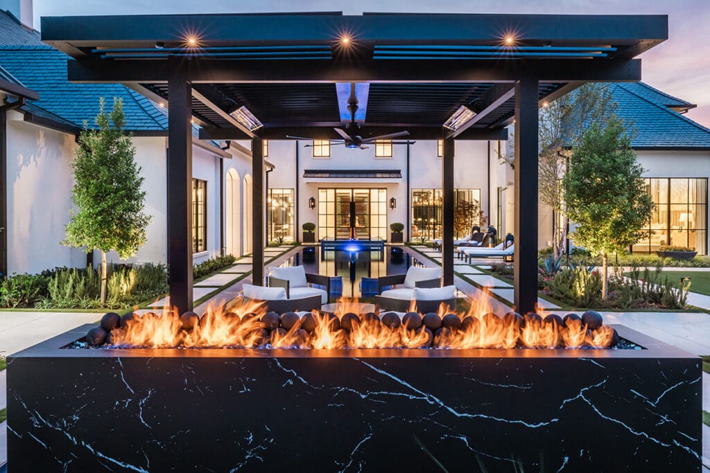 7 Stunning Fire Features to Elevate Your Dallas Backyard