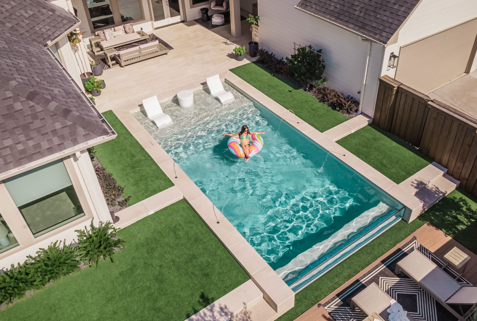 Vermillion Avenue: Luxury Custom Pool & Outdoor Living Space in Dallas, TX