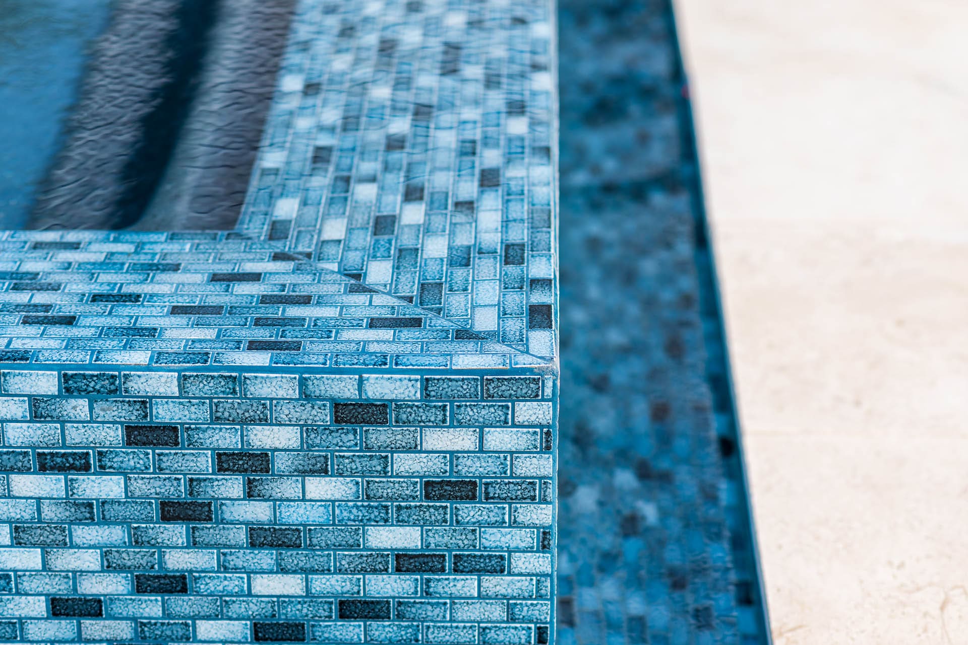 Constance Avenue: Luxury Outdoor Living & Pool Design in Dallas